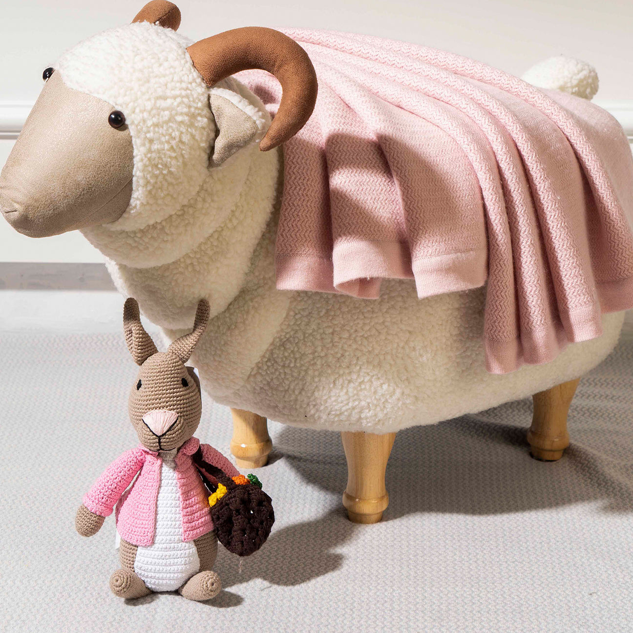 Discover the Janavi Universe. Sharing the magic of Pure Cashmere ...